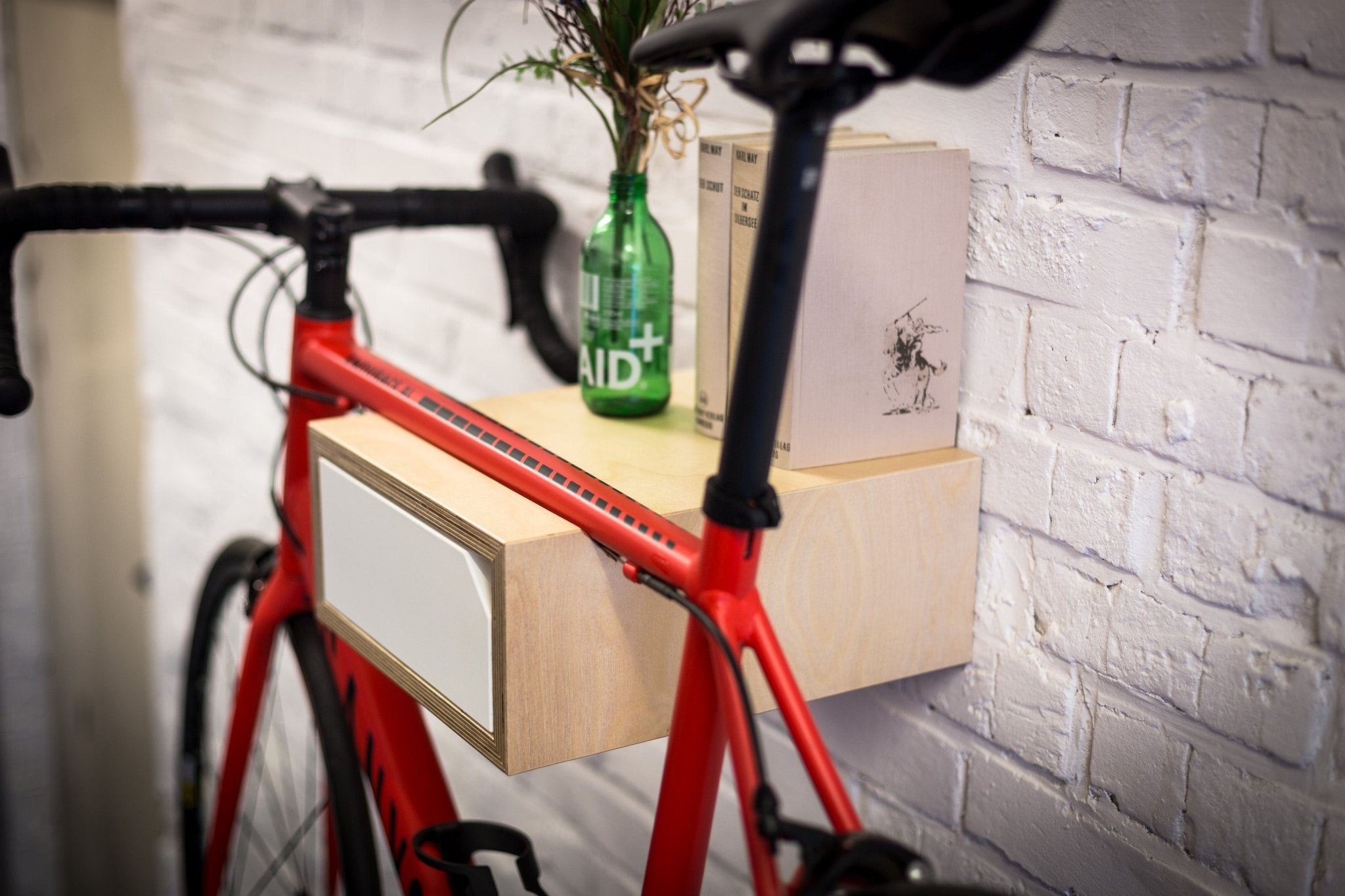 Fahrrad Wandhalterung Jakob aus Holz von den Bicycledudes